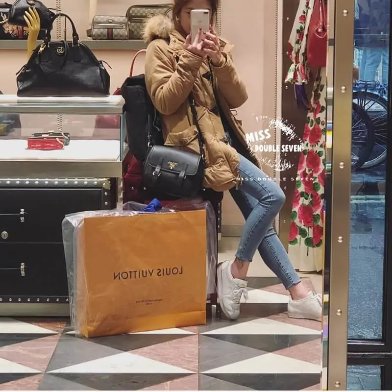 PRADA 斜背包超美新品 真皮側背包 | MISSDOUBLESEVEN