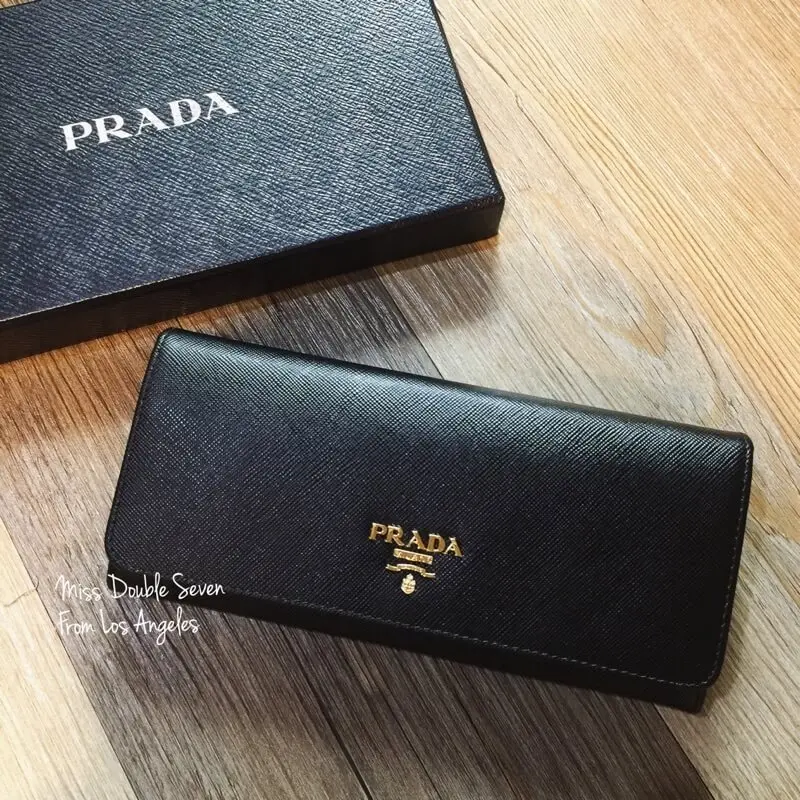 PRADA 長夾 Saffiano 經典防刮牛皮掀蓋長夾 黑色 | MISSDOUBLESEVEN