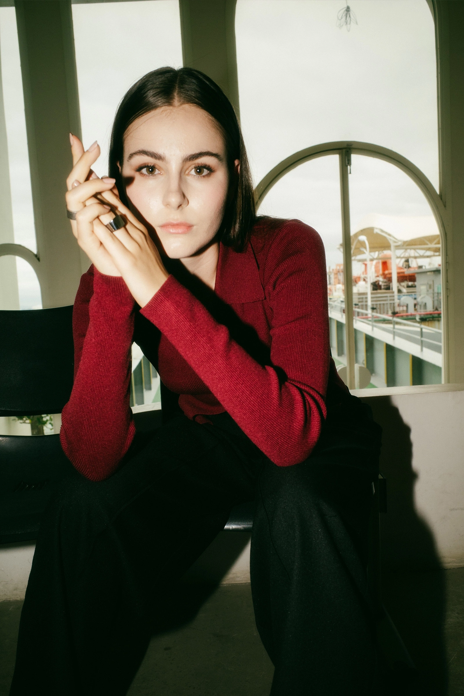 Inverted V-knit sweater | YUYU ACTIVE